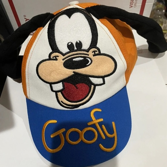 Disney | Accessories | Authentic Disney Parks Goofy Hat With Floppy ...